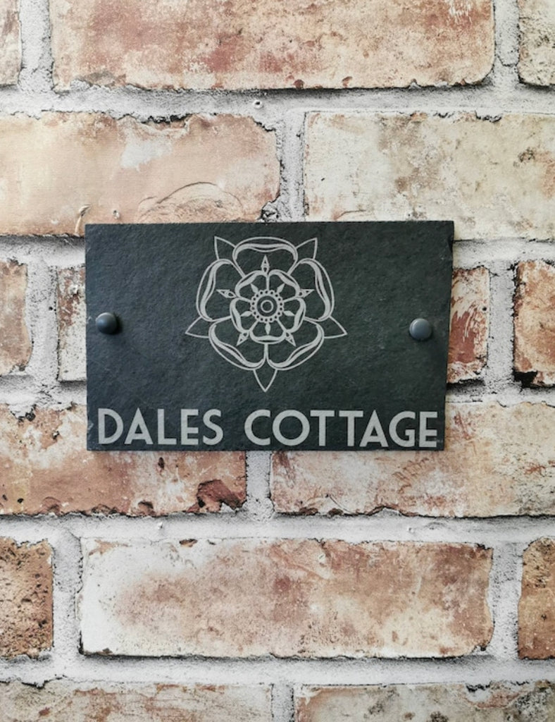 Yorkshire Rose slate house sign – Lazy Dave Designs